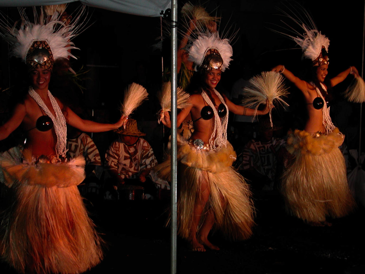 Luaus and Hula Shows | Big Island | Paradise In Hawaii