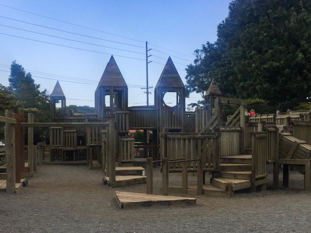 Playgrounds - Paradise in Hawaii